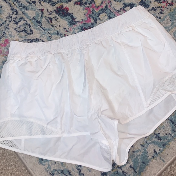 aerie | Shorts | Offline By Aerie White Workout Shorts | Poshmark